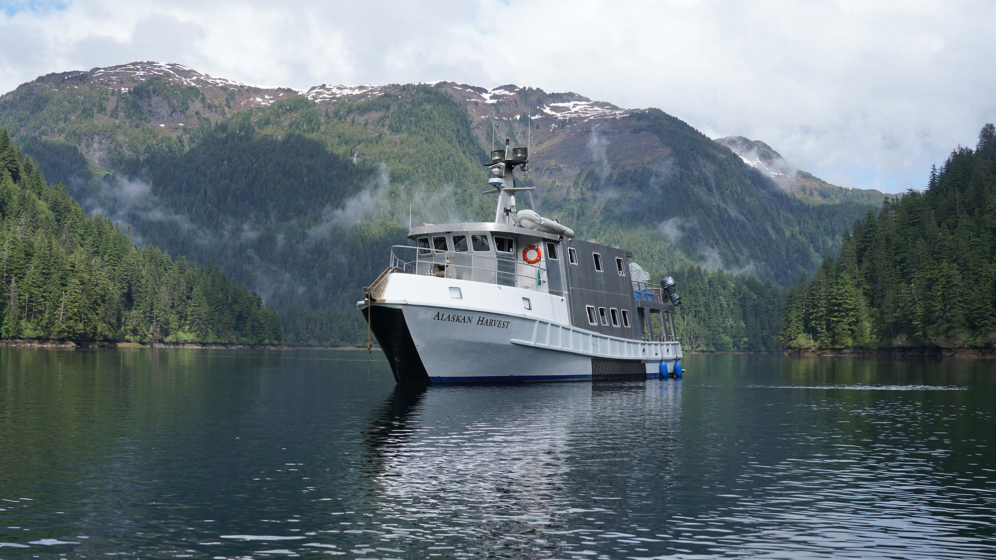 Cruising In South East Alaska | Alaska Boat Hunts